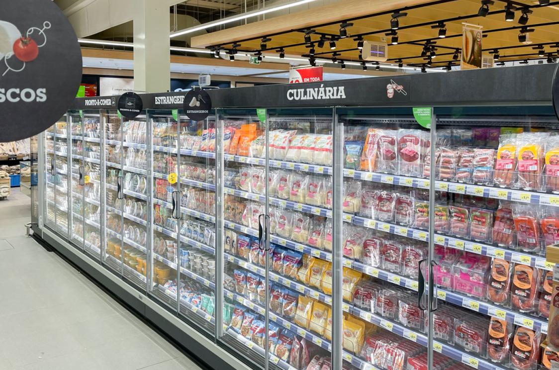Continente Modelo chooses Epta supermarket display refrigerators | Epta ...