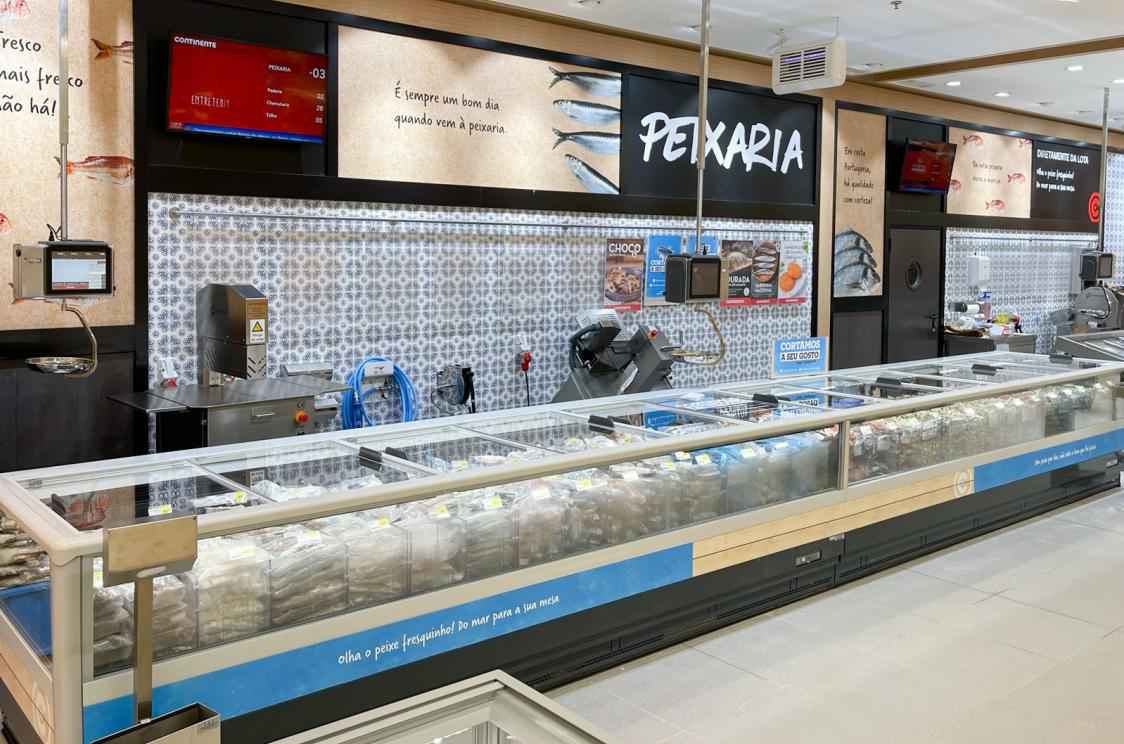Continente Modelo chooses Epta supermarket display refrigerators | Epta ...